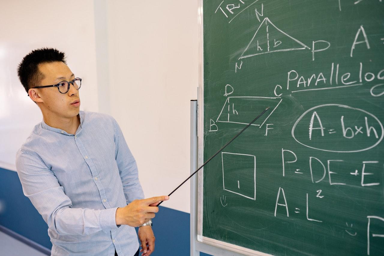 Comment Fixer le Tarif d’un Cours de Maths ? | Superprof