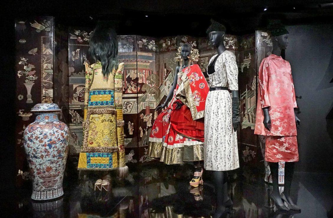 Les 10 couturier(es) les plus célèbres | Superprof