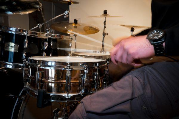 Comment Apprendre la Batterie Seul ? | Superprof