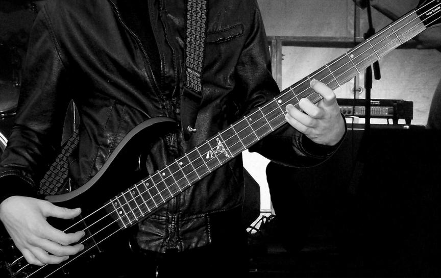 Le Top 10 des Chansons Avec les Meilleures Lignes de Basse