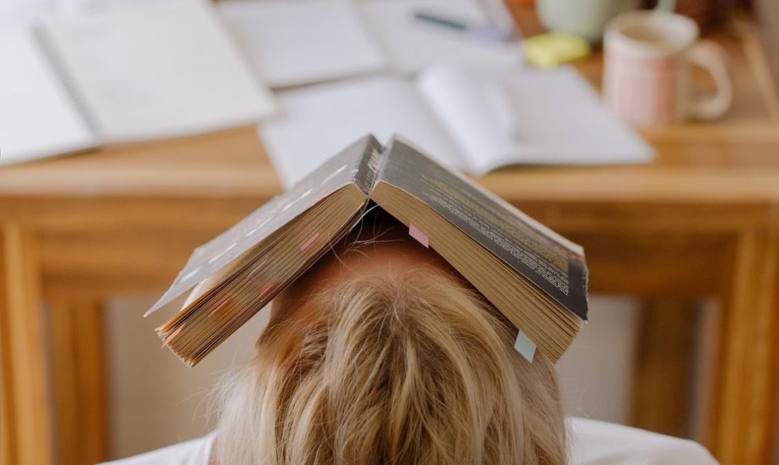 Le Guide Complet pour vous Aider à Rédiger un Mémoire